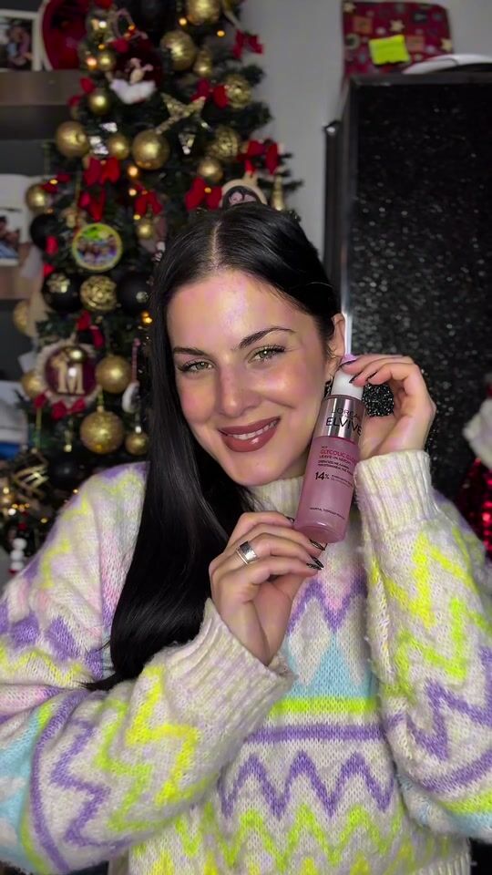 L’Oréal Paris Elvive Glycolic Gloss - Hair Smoothing Serum (Video ...