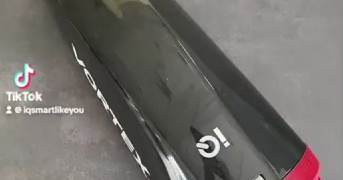 Το απίθανο σκουπάκι χειρός που τα απορροφάει όλα! (Video) | Skroutz.gr