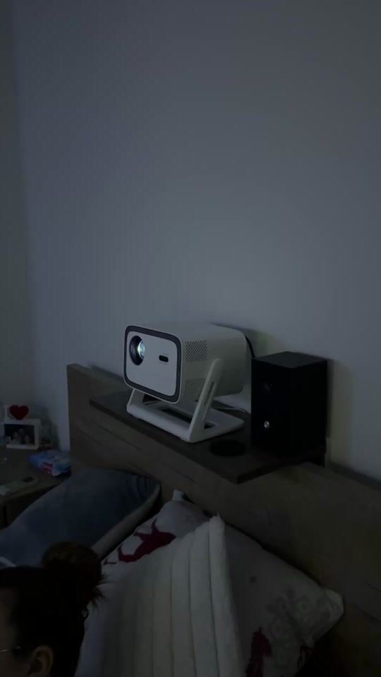 Αξιολόγηση για Wanbo Vali 1 Mini Projector LCD Full HD με Wi-Fi και ...