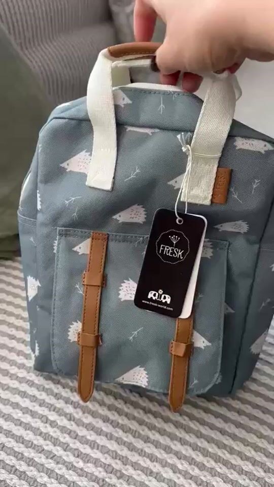 back to school με την πιο cool τσαντα!! (Video) | Skroutz.gr