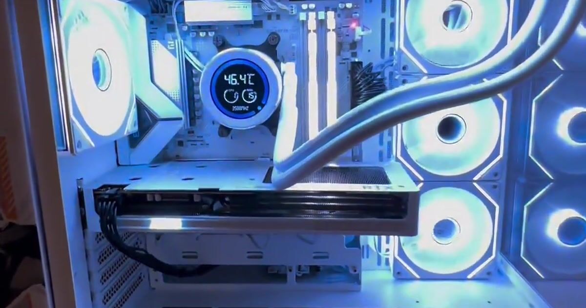 Το τελευταίο PC build για το 2025 👌 (Video) | Skroutz.gr