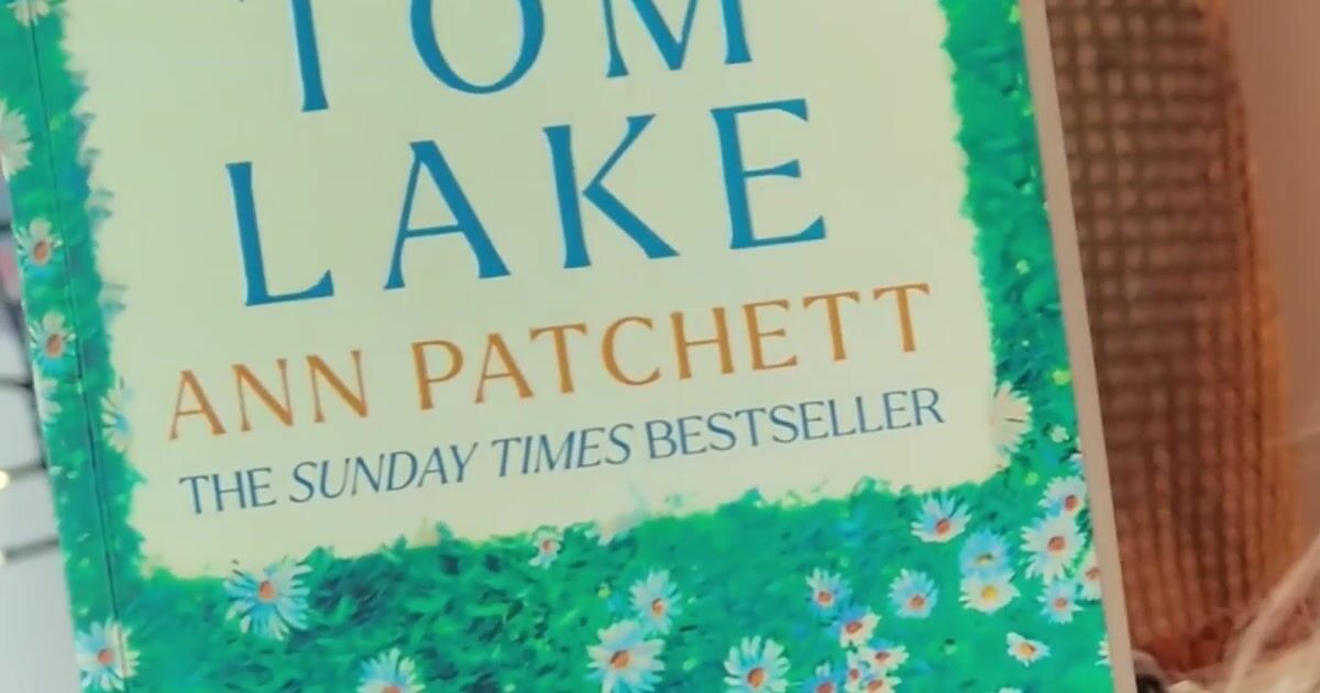 μήπως ήρθε η ώρα να διαβάσεις το τομ λέηκ? #books #booktok (Video ...
