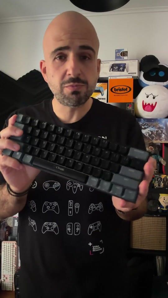 Αυτό το μικροσκοπικό gaming keyboard πρέπει να το δεις! (Video ...